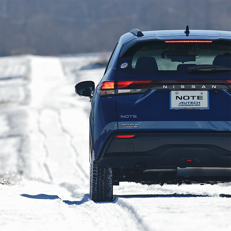 ノート AUTECH CROSSOVER | カスタムカー | オーテック事業部 | 日産モータースポーツ＆カスタマイズ株式会社
